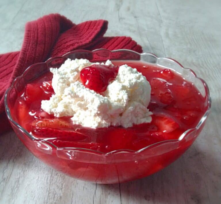 Strawberry Danish Dessert (Amish Recipe) - Amish Heritage