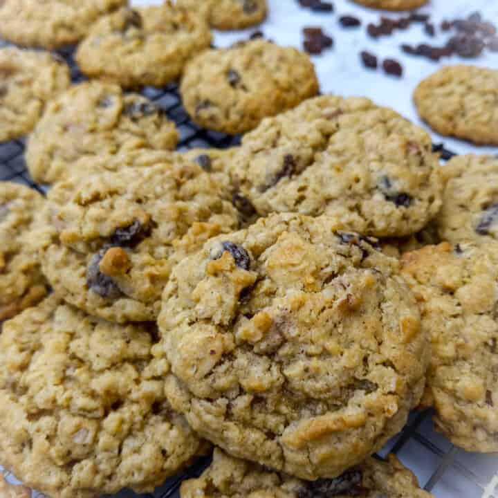 Amish Oatmeal Raisin Cookies Recipe - Amish Heritage