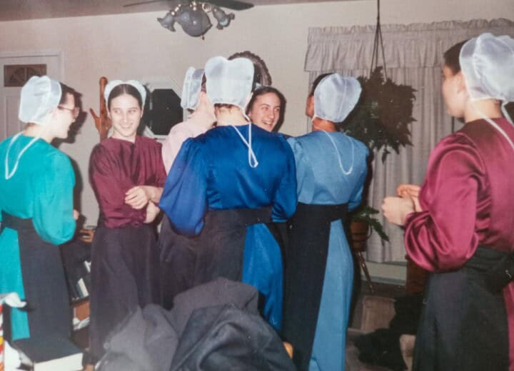 Amish Rumspringa (Amish Teenagers) - Amish Heritage