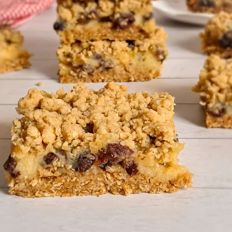 Raisin Bars Recipe - Amish Heritage