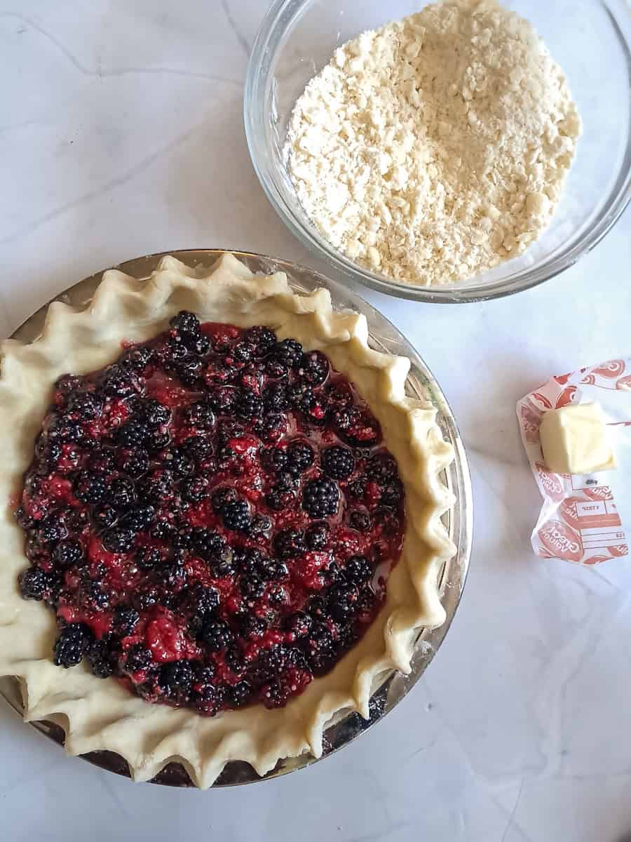 Amish Blackberry Raspberry Pie - Amish Heritage