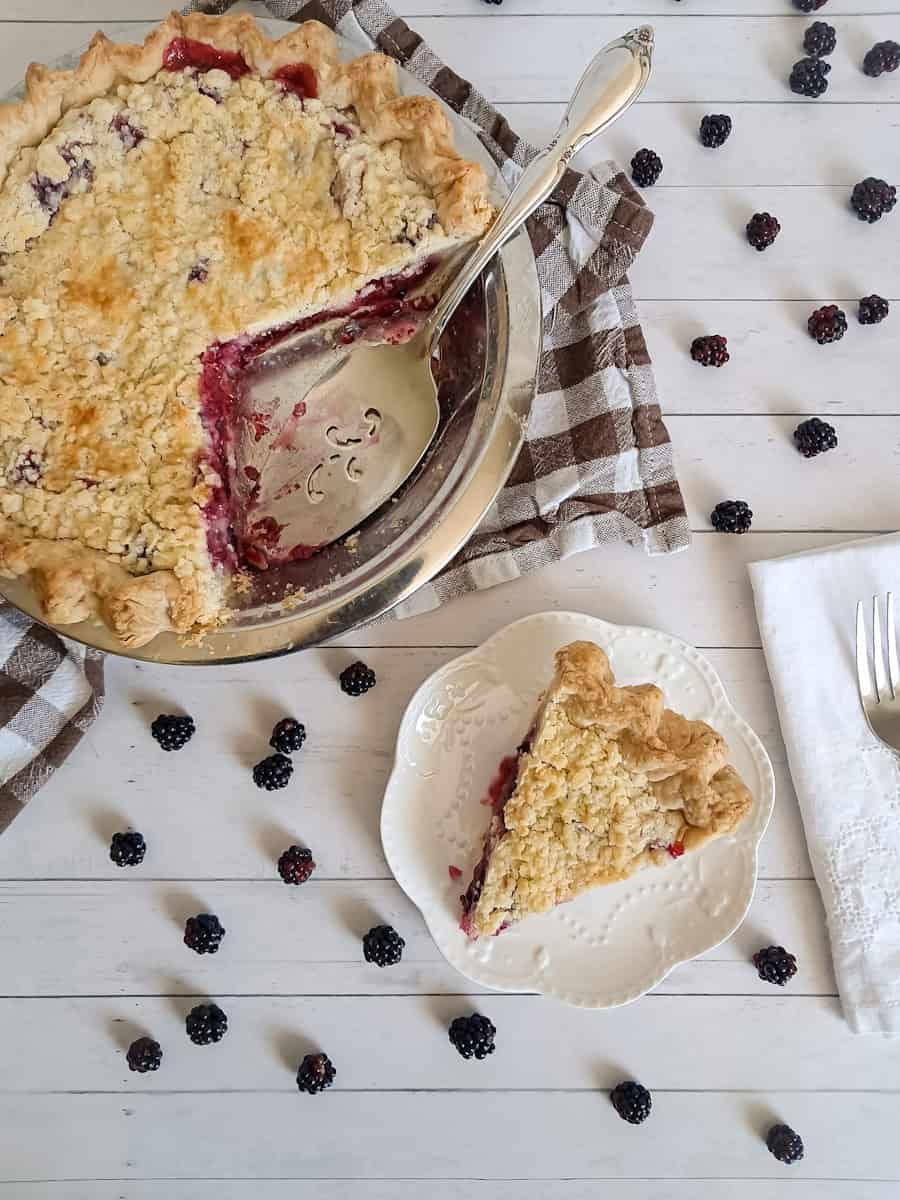 Amish Blackberry Raspberry Pie - Amish Heritage