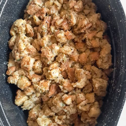Amish Dressing (Stuffing Recipe) - Amish Heritage